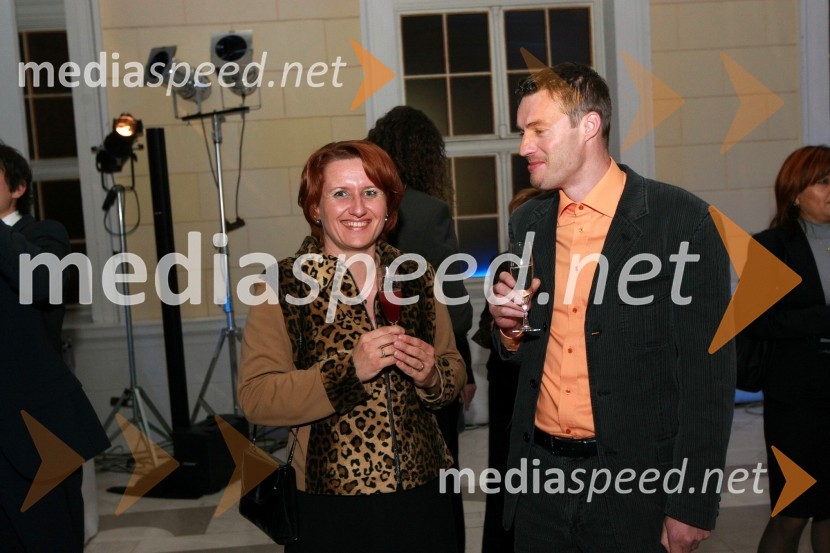 Mediaspeed - Predstavitev nove slovenske blagovne znamke Luna