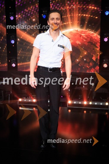 Mediaspeed - Zvezde plešejo, prva oddaja