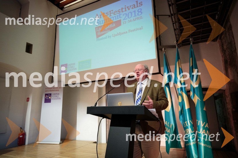 Mediaspeed - Isaac Posch in sodobniki, plesna predstava