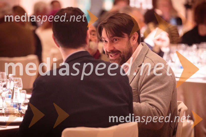 Mediaspeed - Isaac Posch in sodobniki, plesna predstava