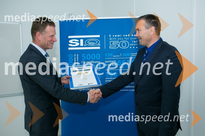 Mediaspeed - Pošta Slovenije prejela mednarodni certifikat ISO 50001: ...