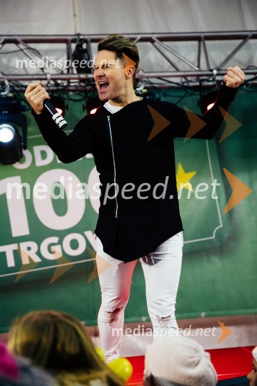 Mediaspeed - Otroško Miklavževanje s plesno šolo Sebastian pred ...