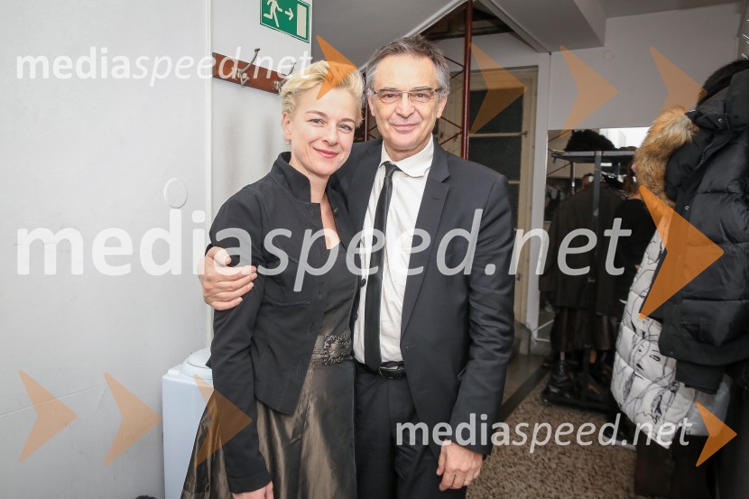 Mediaspeed - V imenu matere, premiera predstave