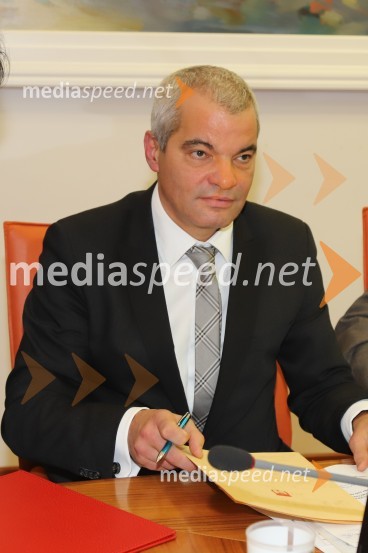 Mediaspeed - Konstitutivna seja Mestnega sveta MO Maribor