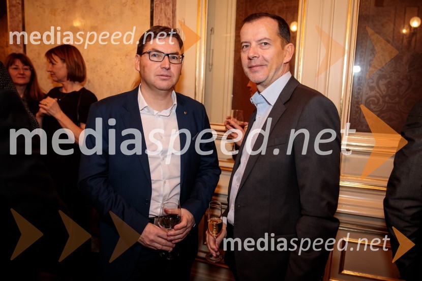 Mediaspeed - Na 8. Outstandingu slavilo pet slovenskih oglaševalskih ...