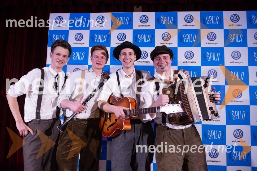 Mediaspeed - Ansambel Stopar trio so zadnji superfinalisti Volkswagen špila