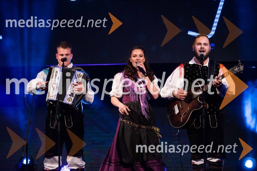 Mediaspeed - Ansambel Stopar trio so zadnji superfinalisti Volkswagen špila