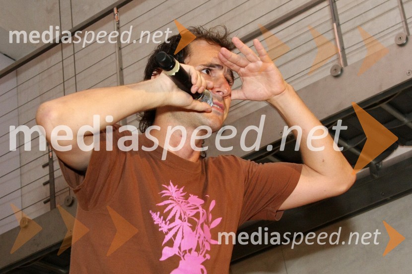 Mediaspeed - Otvoritev festivala stand-up komedije Panč